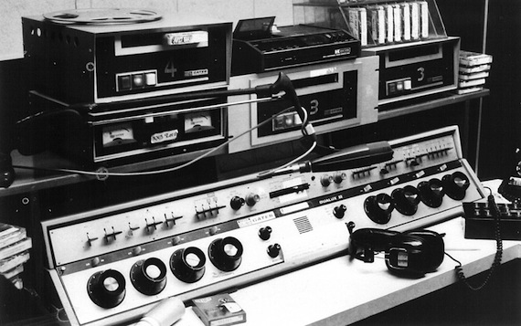 SIRIUS/XMU :: Aquarium Drunkard Show (Noon EST, Channel 35) - Aquarium ...