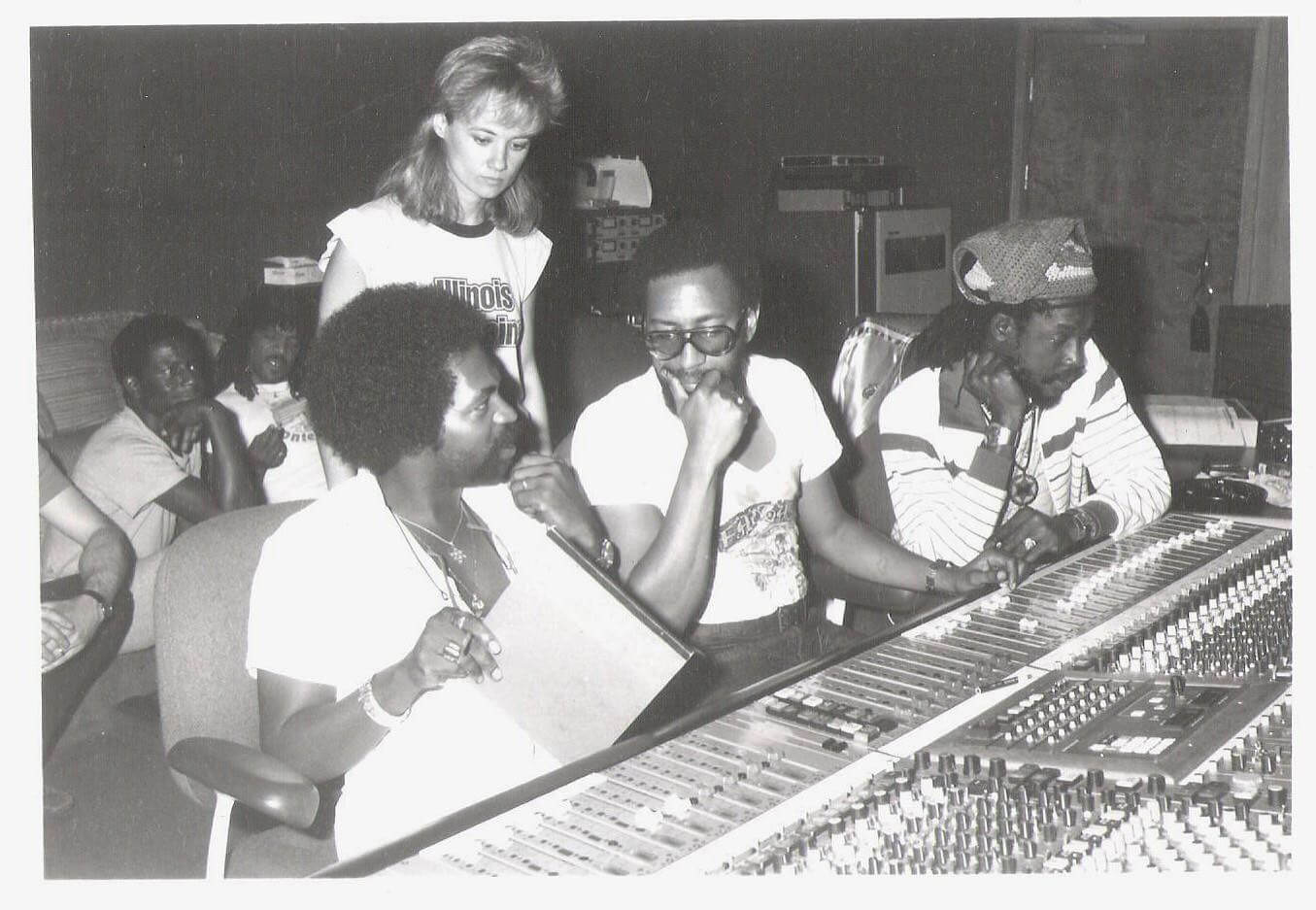 Kate Fagan :: I Don’t Want To Be Too Cool - Aquarium Drunkard